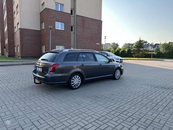 Grey Toyota Avensis 2007 in Klaipeda, with an engine capacity of 2.00 L and mileage of 345 thousand km for 1050 €, photo 4 on AUTOMOTO.COM.LV