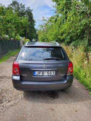 Grey Toyota Avensis 2007 in Vilnius, with an engine capacity of 2.00 L and mileage of 331 thousand km for 2800 €, photo 5 on AUTOMOTO.COM.LV