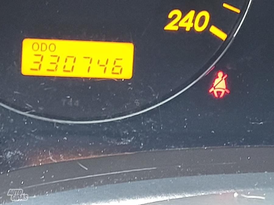 Grey Toyota Avensis 2007 in Vilnius, with an engine capacity of 2.00 L and mileage of 331 thousand km for 2800 €, photo 12 on AUTOMOTO.COM.LV