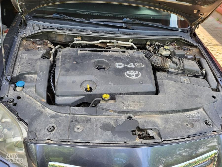 Grey Toyota Avensis 2007 in Vilnius, with an engine capacity of 2.00 L and mileage of 331 thousand km for 2800 €, photo 14 on AUTOMOTO.COM.LV