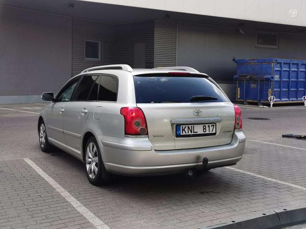 Серый Тойота Авенсис 2007 в Вильнюс, объемом двигателя 1.79 л и пробегом 400 тыс. км за 1600 €, фото 3 на AUTOMOTO.COM.LV