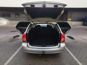 Pelēks Toyota Avensis 2007 Viļņa, ar dzinēja tilpumu 1.79 L un nobraukumu 400 tūkst. km par 1600 €, foto 11 vietnē AUTOMOTO.COM.LV