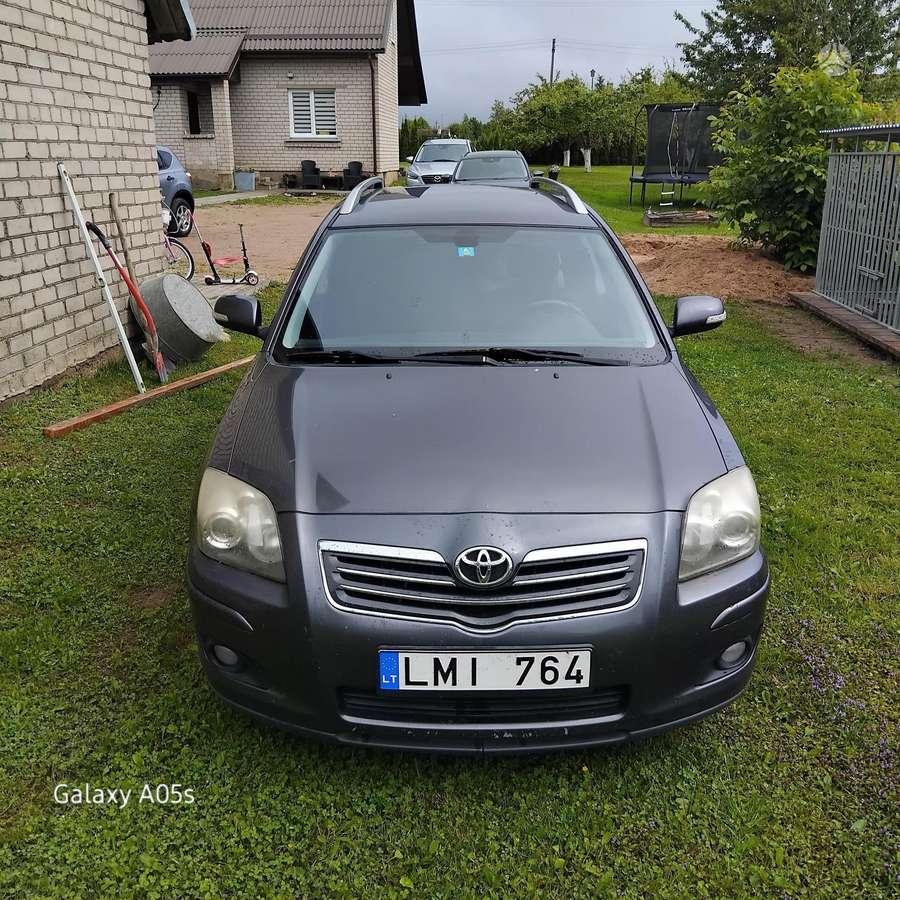 Pelēks Toyota Avensis 2007 Švenčionys, ar dzinēja tilpumu 2.23 L un nobraukumu 261 tūkst. km par 2300 €, foto 1 vietnē AUTOMOTO.COM.LV