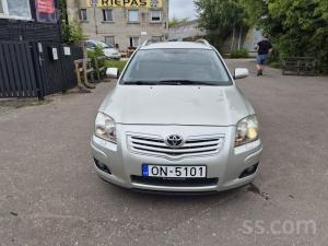 Pelēks Toyota Avensis 2007 Rīga, ar dzinēja tilpumu 2.00 L un nobraukumu 291 tūkst. km par 2590 €, foto 4 vietnē AUTOMOTO.COM.LV
