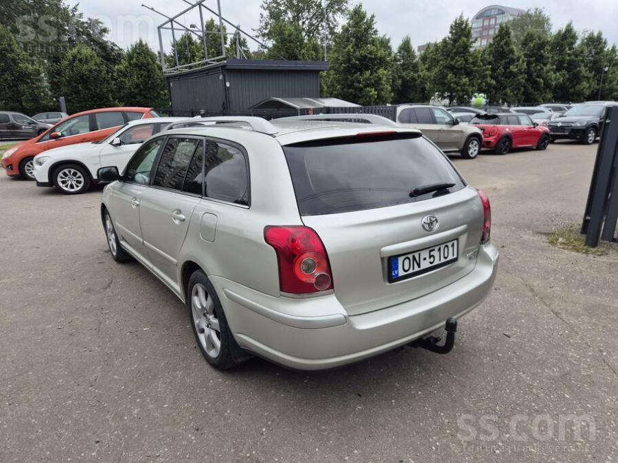 Pelēks Toyota Avensis 2007 Rīga, ar dzinēja tilpumu 2.00 L un nobraukumu 291 tūkst. km par 2590 €, foto 9 vietnē AUTOMOTO.COM.LV