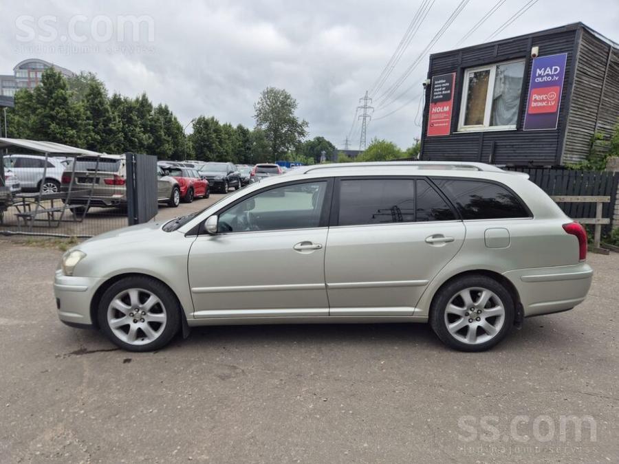 Pelēks Toyota Avensis 2007 Rīga, ar dzinēja tilpumu 2.00 L un nobraukumu 291 tūkst. km par 2590 €, foto 10 vietnē AUTOMOTO.COM.LV