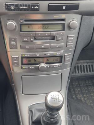 Pelēks Toyota Avensis 2007 Rīga, ar dzinēja tilpumu 2.00 L un nobraukumu 291 tūkst. km par 2590 €, foto 16 vietnē AUTOMOTO.COM.LV