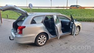 Grey Toyota Avensis 2007 in Daugavpils, with an engine capacity of 2.00 L and mileage of 325 thousand km for 2200 €, photo 11 on AUTOMOTO.COM.LV