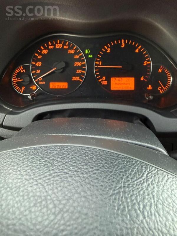 Grey Toyota Avensis 2007 in Ogre, with an engine capacity of 2.20 L and mileage of 370 thousand km for 2390 €, photo 8 on AUTOMOTO.COM.LV