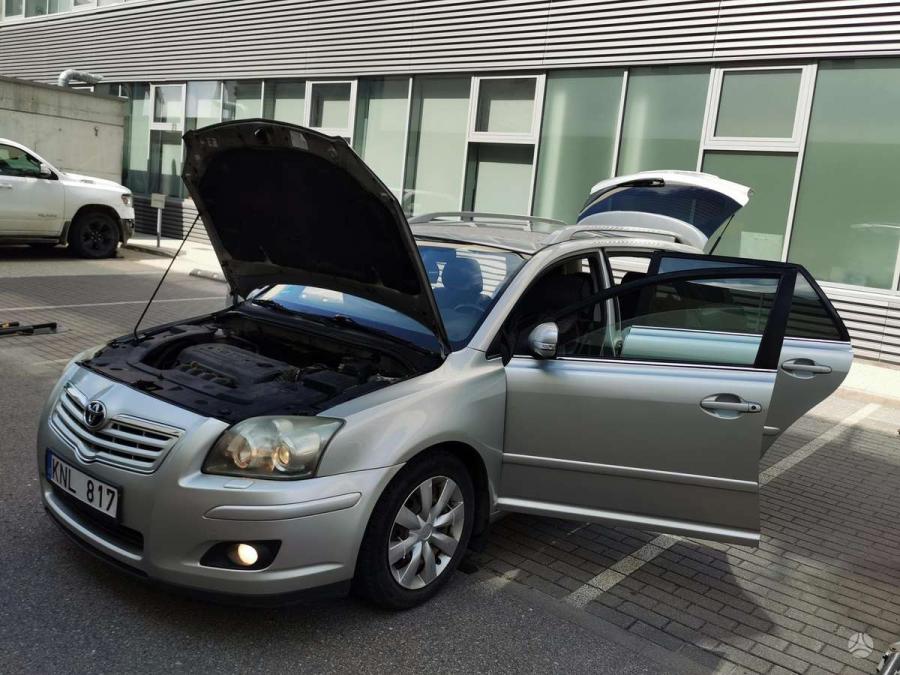 Grey Toyota Avensis 2007 in Vilnius, with an engine capacity of 1.80 L and mileage of 400 thousand km for 1450 €, photo 9 on AUTOMOTO.COM.LV