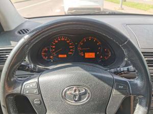 Grey Toyota Avensis 2007 in Vilnius, with an engine capacity of 1.80 L and mileage of 400 thousand km for 1450 €, photo 25 on AUTOMOTO.COM.LV