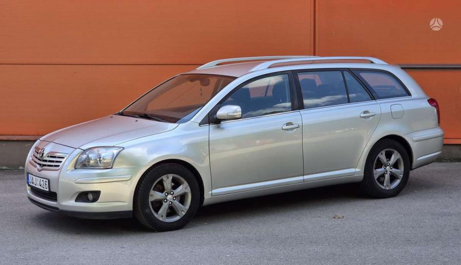 Серый Тойота Авенсис 2007 в Купишкис, объемом двигателя 2.00 л и пробегом 350 тыс. км за 1850 €, фото 1 на AUTOMOTO.COM.LV