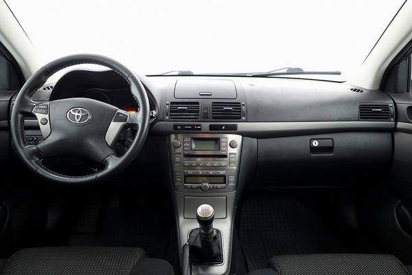 Серый Тойота Авенсис 2007 в Таллин, объемом двигателя 2.20 л и пробегом 346 тыс. км за 1099 €, фото 5 на AUTOMOTO.COM.LV