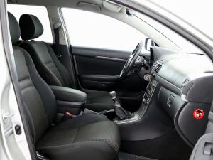 Серый Тойота Авенсис 2007 в Таллин, объемом двигателя 2.20 л и пробегом 346 тыс. км за 1099 €, фото 16 на AUTOMOTO.COM.LV