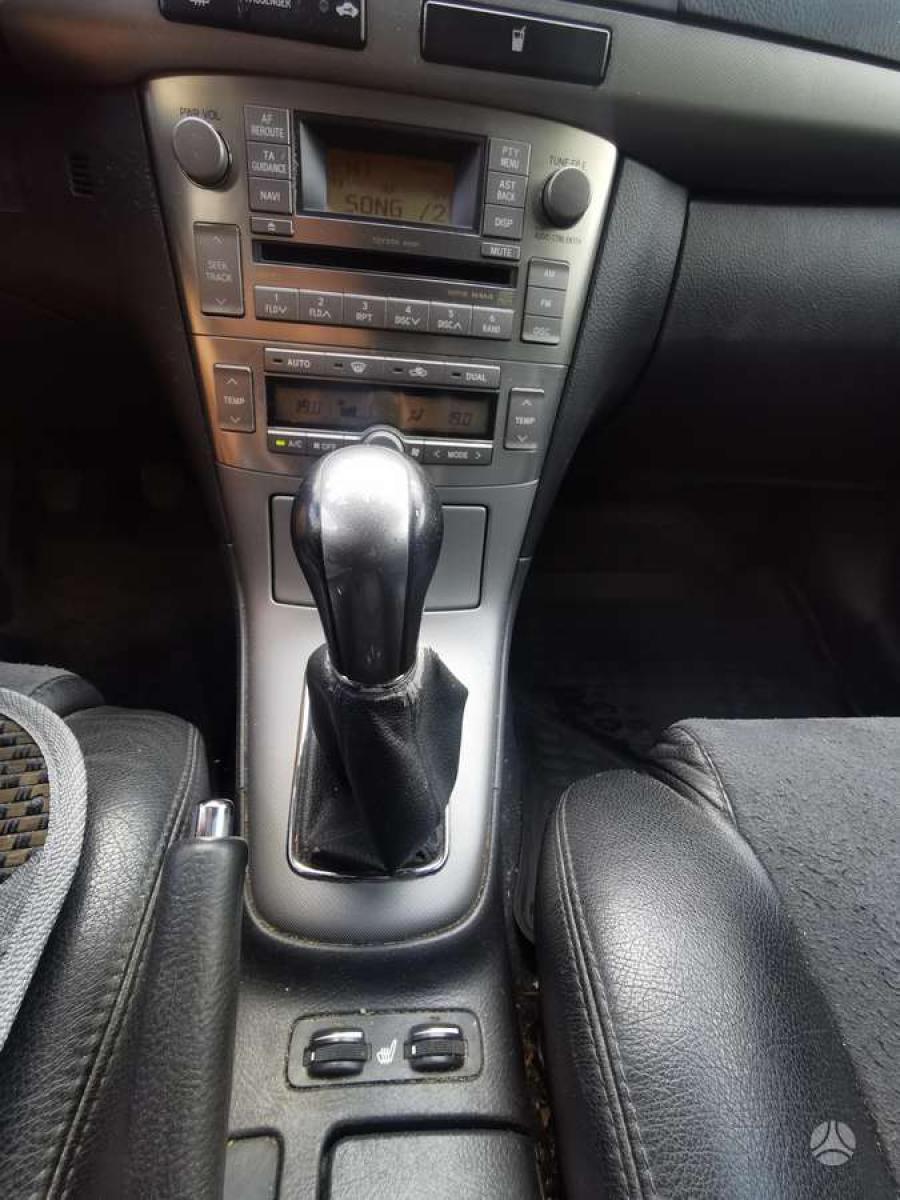 Grey Toyota Avensis 2007 in Vilnius, with an engine capacity of 1.79 L and mileage of 400 thousand km for 1300 €, photo 23 on AUTOMOTO.COM.LV
