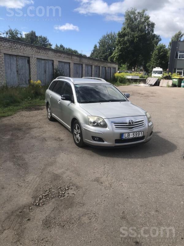 Серый Тойота Авенсис 2007 в Рига, объемом двигателя 2.00 л и пробегом 260 тыс. км за 1750 €, фото 1 на AUTOMOTO.COM.LV