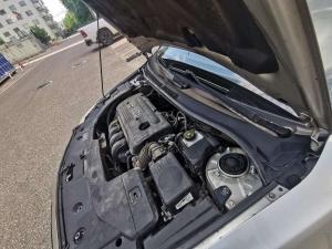 Pelēks Toyota Avensis 2007 Viļņa, ar dzinēja tilpumu 1.79 L un nobraukumu 400 tūkst. km par 1200 €, foto 15 vietnē AUTOMOTO.COM.LV