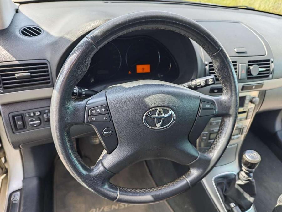 Pelēks Toyota Avensis 2007 Šauļi, ar dzinēja tilpumu 2.00 L un nobraukumu 335 tūkst. km par 2000 €, foto 17 vietnē AUTOMOTO.COM.LV