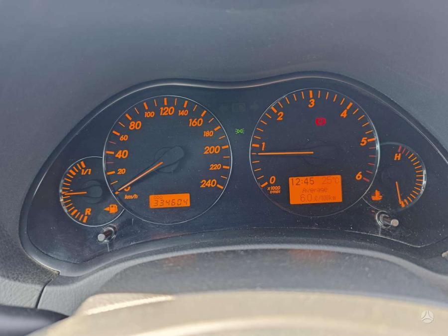 Pelēks Toyota Avensis 2007 Šauļi, ar dzinēja tilpumu 2.00 L un nobraukumu 335 tūkst. km par 2000 €, foto 21 vietnē AUTOMOTO.COM.LV