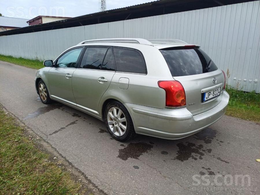 Pelēks Toyota Avensis 2007 Preiļi, ar dzinēja tilpumu 2.00 L un nobraukumu 322 tūkst. km par 1050 €, foto 4 vietnē AUTOMOTO.COM.LV