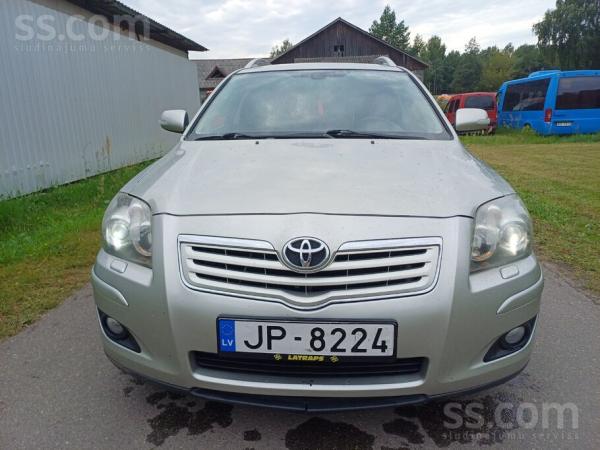 Серый Тойота Авенсис 2007 в Прейли, объемом двигателя 2.00 л и пробегом 322 тыс. км за 1050 €, фото 5 на AUTOMOTO.COM.LV