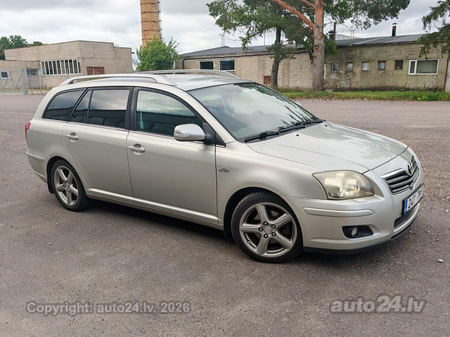 Серый Тойота Авенсис 2007 в Кейла, объемом двигателя 2.20 л и пробегом 307 тыс. км за 1990 €, фото 1 на AUTOMOTO.COM.LV
