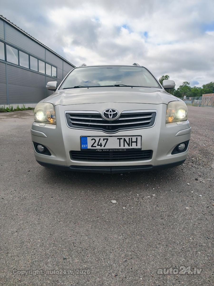 Серый Тойота Авенсис 2007 в Кейла, объемом двигателя 2.20 л и пробегом 307 тыс. км за 1990 €, фото 7 на AUTOMOTO.COM.LV