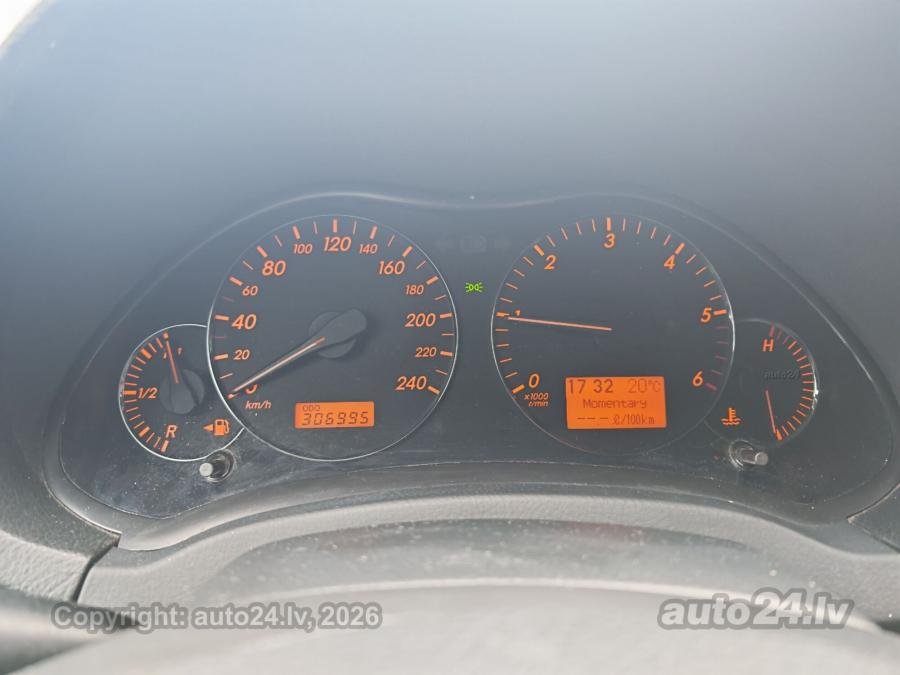 Серый Тойота Авенсис 2007 в Кейла, объемом двигателя 2.20 л и пробегом 307 тыс. км за 1990 €, фото 17 на AUTOMOTO.COM.LV