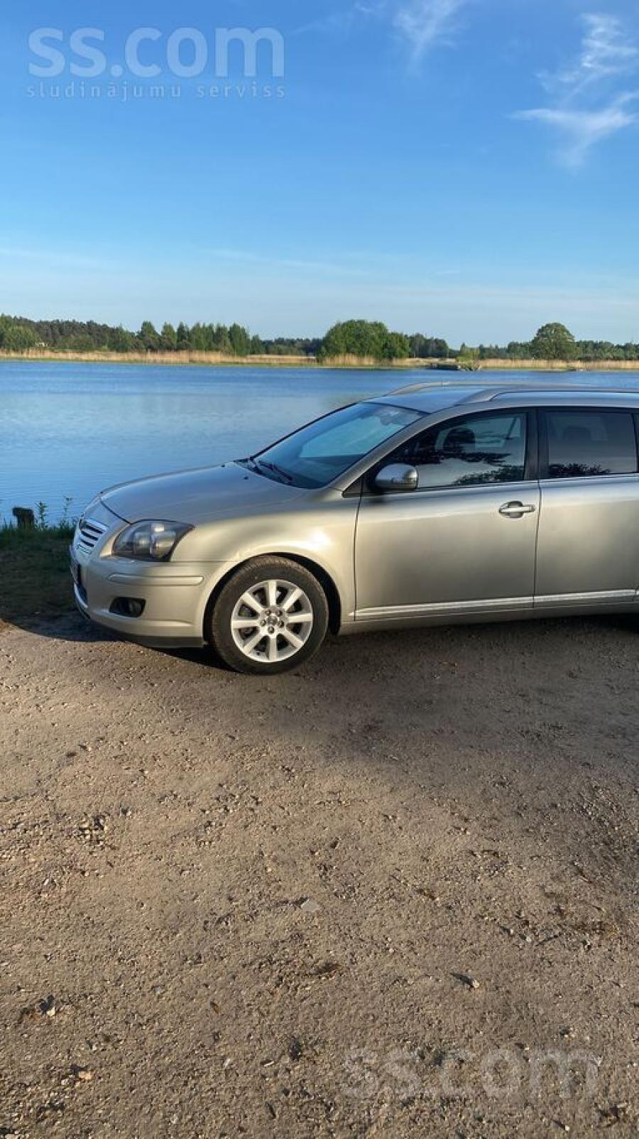 Grey Toyota Avensis 2007 in Jurmala, with an engine capacity of 2.00 L and mileage of 496 thousand km for 1350 €, photo 1 on AUTOMOTO.COM.LV