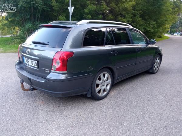 Toyota Avensis 2007 Viļņa vietnē Pelēks Toyota Avensis 2007 Viļņa, ar dzinēja tilpumu 2.00 L un nobraukumu 320 tūkst. km par 1990 €, foto 7 vietnē AUTOMOTO.COM.LV