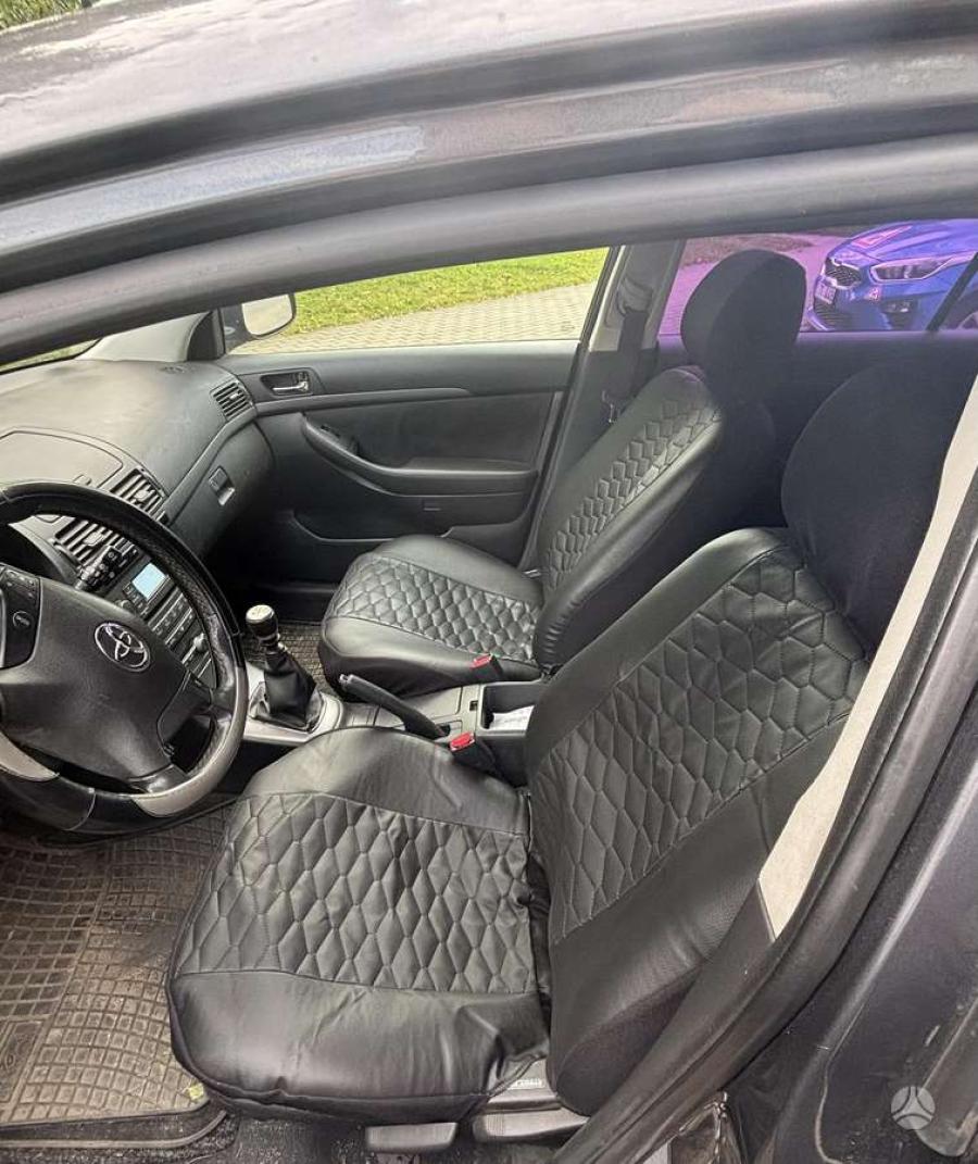 Pelēks Toyota Avensis 2007 Panevēža, ar dzinēja tilpumu 2.00 L un nobraukumu 296 tūkst. km par 2400 €, foto 8 vietnē AUTOMOTO.COM.LV