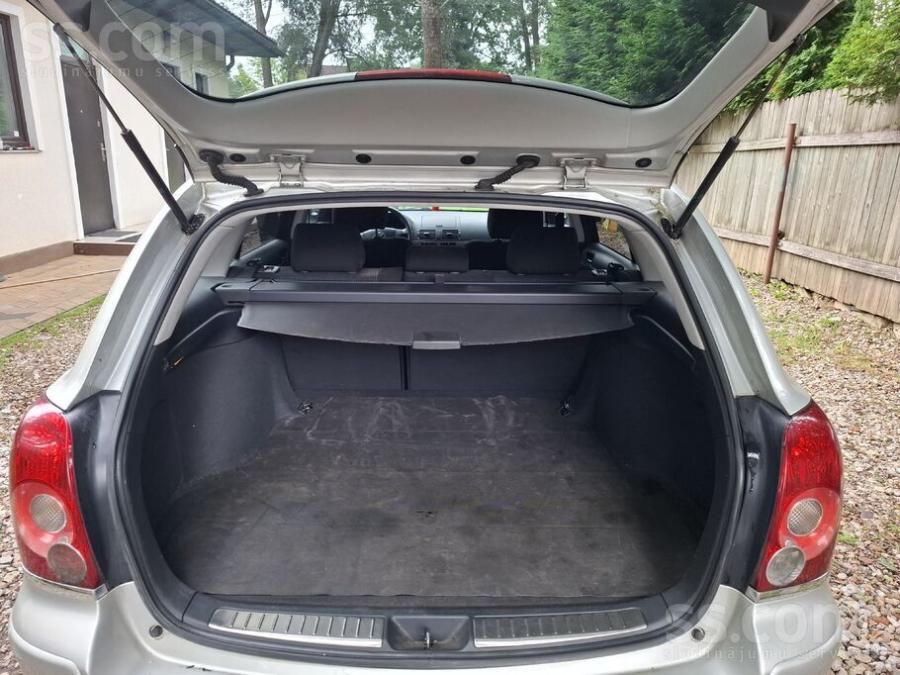 Pelēks Toyota Avensis 2007 Rīga, ar dzinēja tilpumu 2.20 L un nobraukumu 365 tūkst. km par 1480 €, foto 10 vietnē AUTOMOTO.COM.LV