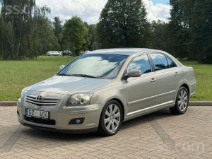 Серый Тойота Авенсис 2007 в Рига, объемом двигателя 2.00 л и пробегом 244 тыс. км за 1990 €, фото 4 на AUTOMOTO.COM.LV