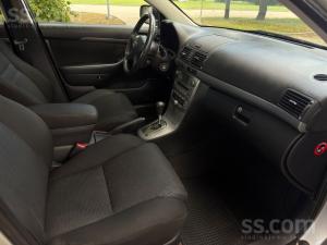 Серый Тойота Авенсис 2007 в Рига, объемом двигателя 2.00 л и пробегом 244 тыс. км за 1990 €, фото 14 на AUTOMOTO.COM.LV