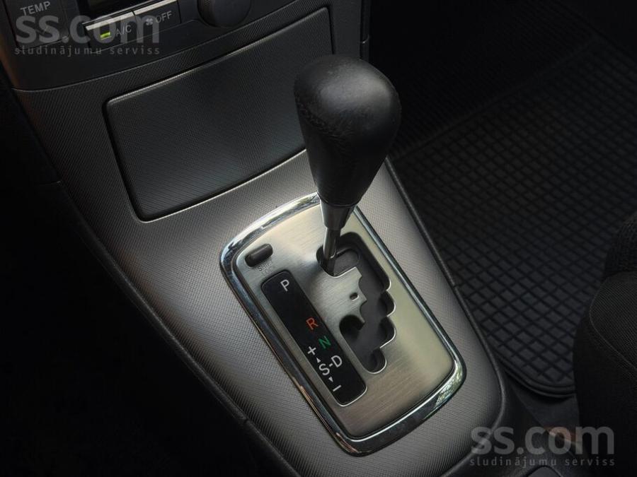 Серый Тойота Авенсис 2007 в Рига, объемом двигателя 2.00 л и пробегом 244 тыс. км за 1990 €, фото 19 на AUTOMOTO.COM.LV