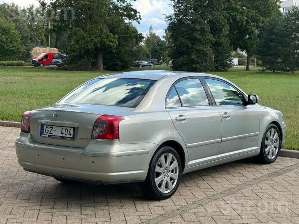 Grey Toyota Avensis 2007 in Riga, with an engine capacity of 2.00 L and mileage of 244 thousand km for 1990 €, photo 8 on AUTOMOTO.COM.LV