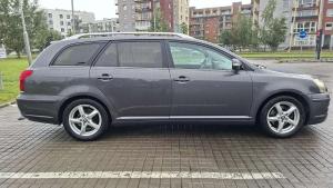 Pelēks Toyota Avensis 2007 Viļņa, ar dzinēja tilpumu 2.23 L un nobraukumu 260 tūkst. km par 2200 €, foto 5 vietnē AUTOMOTO.COM.LV