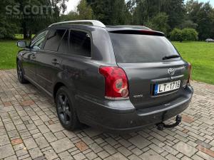 Pelēks Toyota Avensis 2007 Jelgava, ar dzinēja tilpumu 2.20 L un nobraukumu 345 tūkst. km par 2950 €, foto 6 vietnē AUTOMOTO.COM.LV