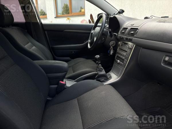 Pelēks Toyota Avensis 2007 Jelgava, ar dzinēja tilpumu 2.20 L un nobraukumu 345 tūkst. km par 2950 €, foto 9 vietnē AUTOMOTO.COM.LV