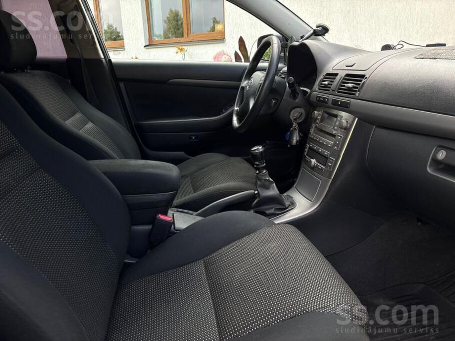 Pelēks Toyota Avensis 2007 Jelgava, ar dzinēja tilpumu 2.20 L un nobraukumu 345 tūkst. km par 2950 €, foto 9 vietnē AUTOMOTO.COM.LV