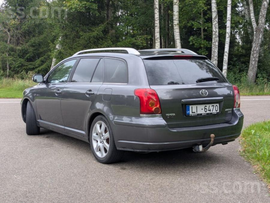 Серый Тойота Авенсис 2007 в Рига, объемом двигателя 2.00 л и пробегом 343 тыс. км за 1300 €, фото 4 на AUTOMOTO.COM.LV