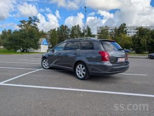 Pelēks Toyota Avensis 2007 Rīga, ar dzinēja tilpumu 2.00 L un nobraukumu 223 tūkst. km par 2900 €, foto 9 vietnē AUTOMOTO.COM.LV
