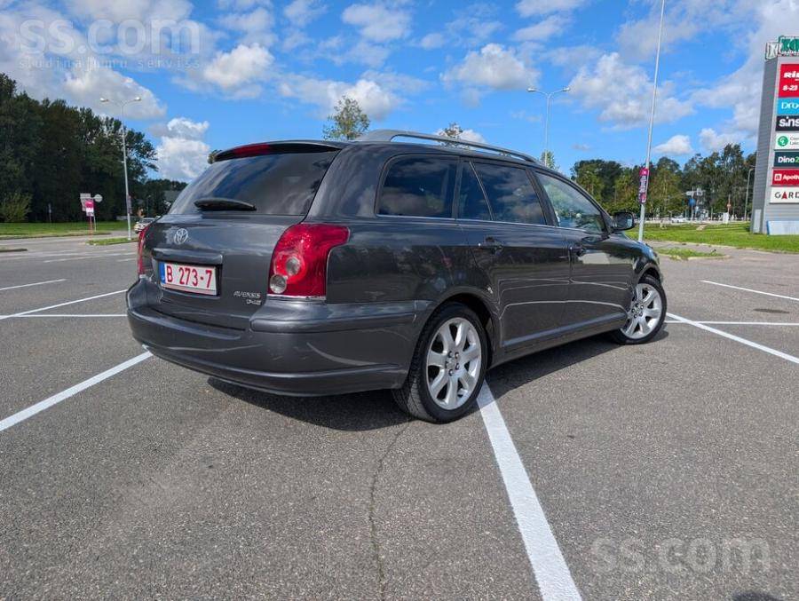Pelēks Toyota Avensis 2007 Rīga, ar dzinēja tilpumu 2.00 L un nobraukumu 223 tūkst. km par 2900 €, foto 12 vietnē AUTOMOTO.COM.LV