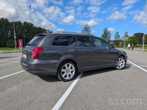 Pelēks Toyota Avensis 2007 Rīga, ar dzinēja tilpumu 2.00 L un nobraukumu 223 tūkst. km par 2900 €, foto 13 vietnē AUTOMOTO.COM.LV