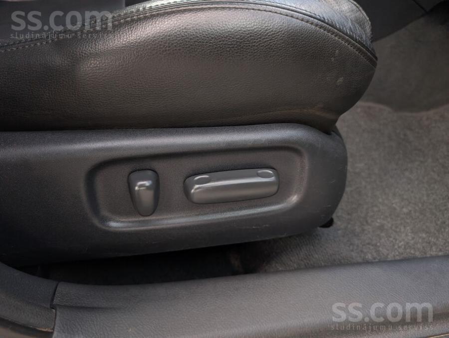 Pelēks Toyota Avensis 2007 Rīga, ar dzinēja tilpumu 2.00 L un nobraukumu 223 tūkst. km par 2900 €, foto 20 vietnē AUTOMOTO.COM.LV