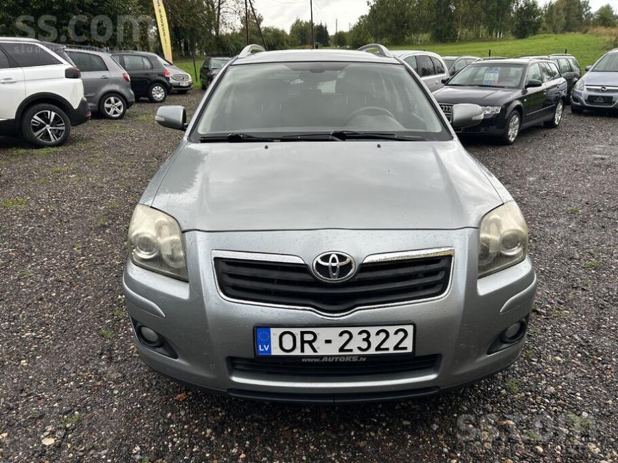 Серый Тойота Авенсис 2007 в Лимбажи, объемом двигателя 2.20 л и пробегом 347 тыс. км за 1650 €, фото 3 на AUTOMOTO.COM.LV
