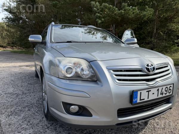 Pelēks Toyota Avensis 2007 Liepāja, ar dzinēja tilpumu 2.00 L un nobraukumu 307 tūkst. km par 1500 €, foto 1 vietnē AUTOMOTO.COM.LV