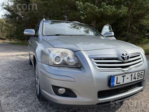 Серый Тойота Авенсис 2007 в Лиепая, объемом двигателя 2.00 л и пробегом 307 тыс. км за 1500 €, фото  на AUTOMOTO.COM.LV