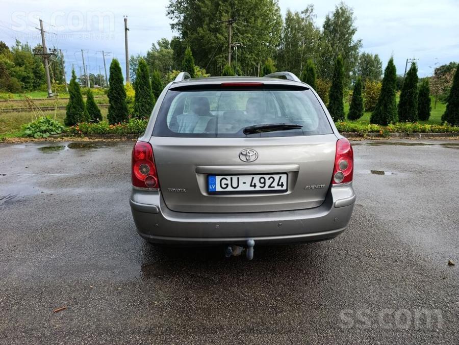 Pelēks Toyota Avensis 2007 Rīga, ar dzinēja tilpumu 1.80 L un nobraukumu 293 tūkst. km par 1890 €, foto 5 vietnē AUTOMOTO.COM.LV