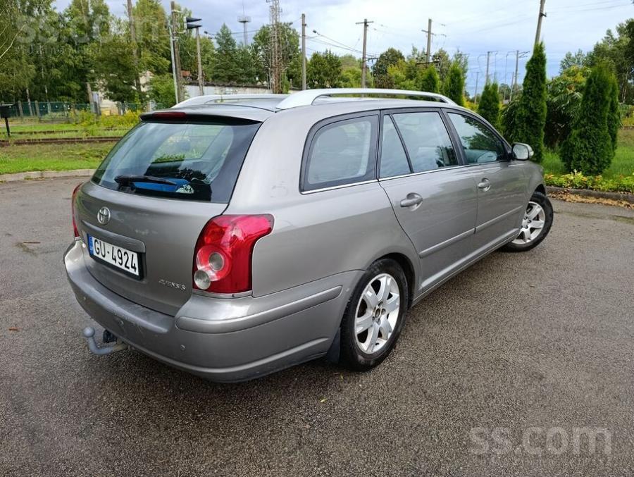 Pelēks Toyota Avensis 2007 Rīga, ar dzinēja tilpumu 1.80 L un nobraukumu 293 tūkst. km par 1890 €, foto 6 vietnē AUTOMOTO.COM.LV